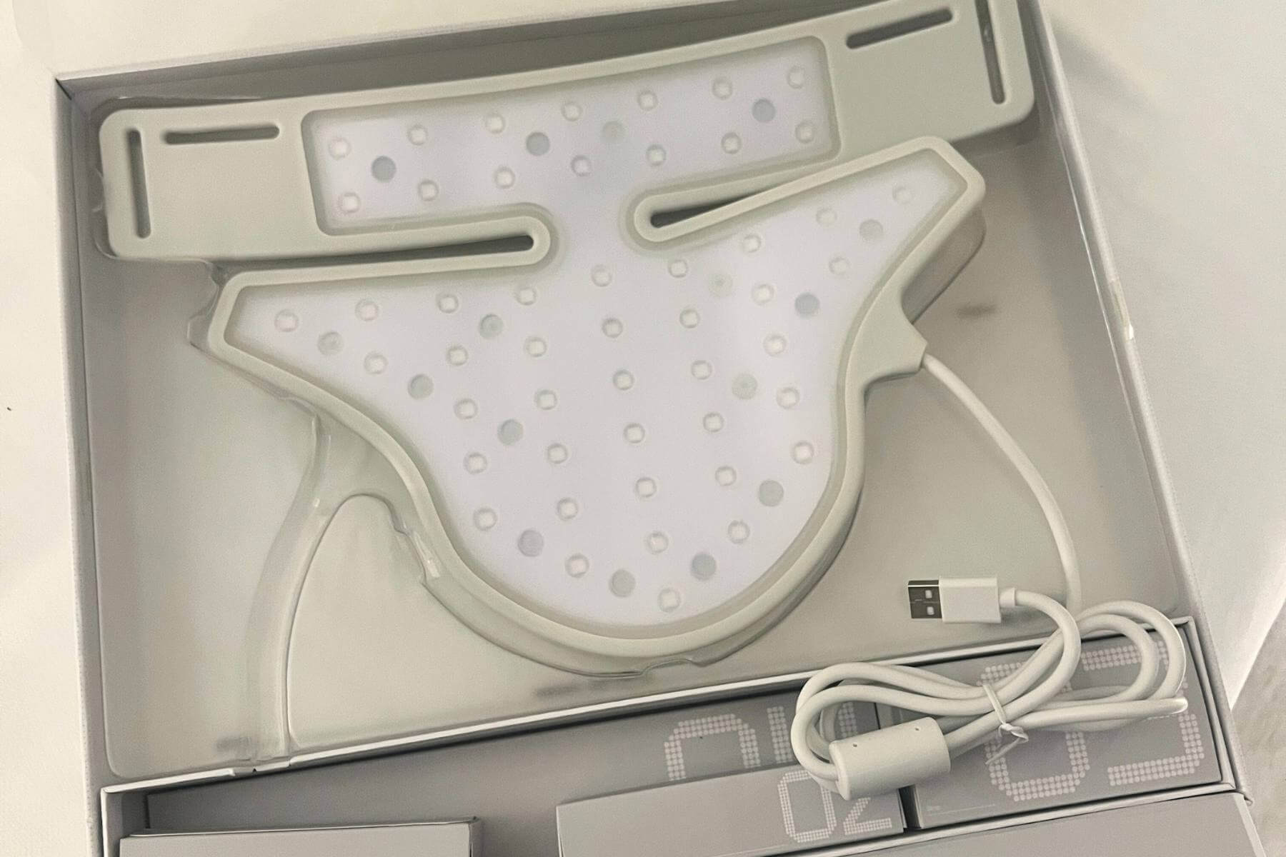 LED Esthetics Glotech Pro Mask + Collar Review