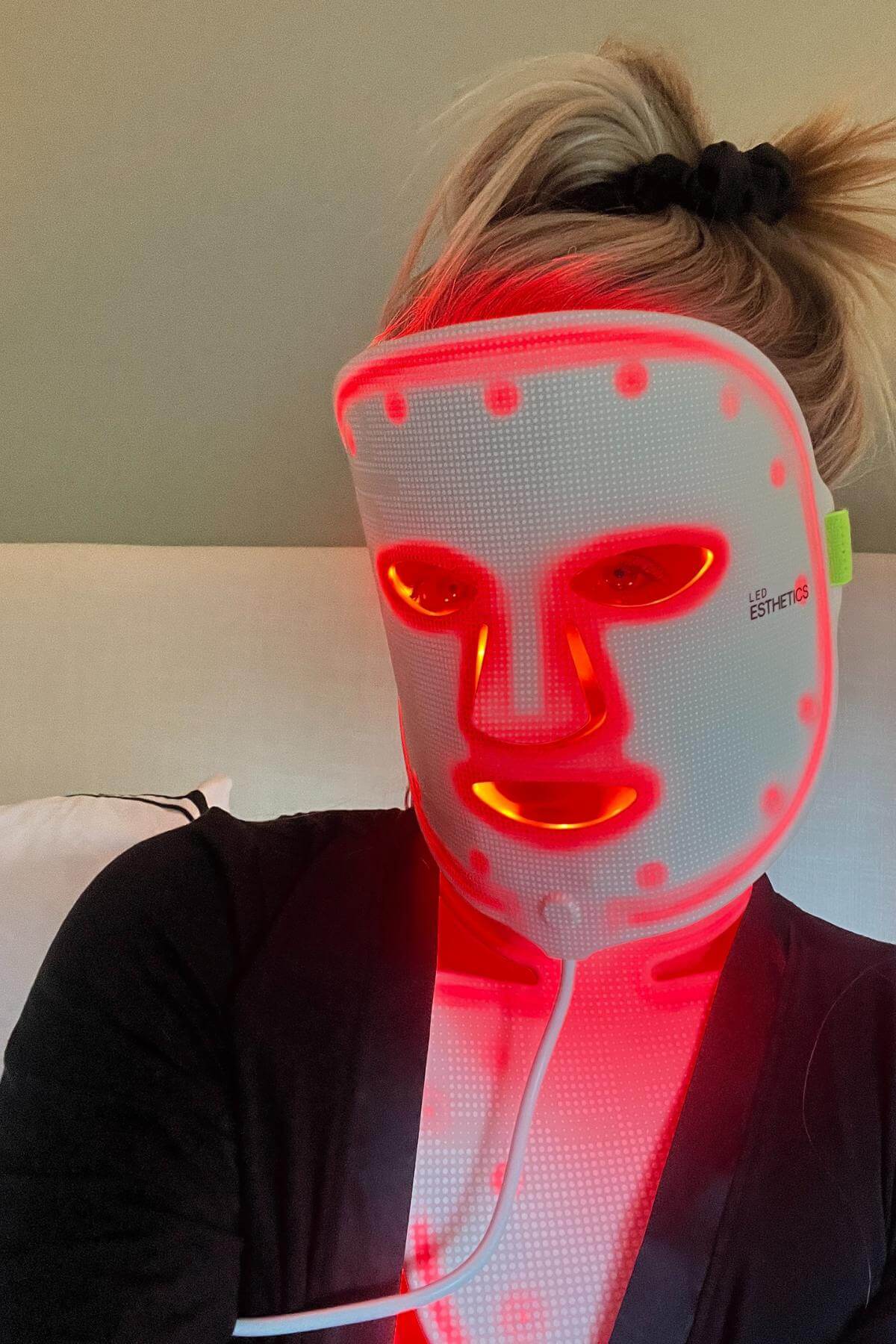 LED Esthetics Glotech Pro Mask + Collar Review